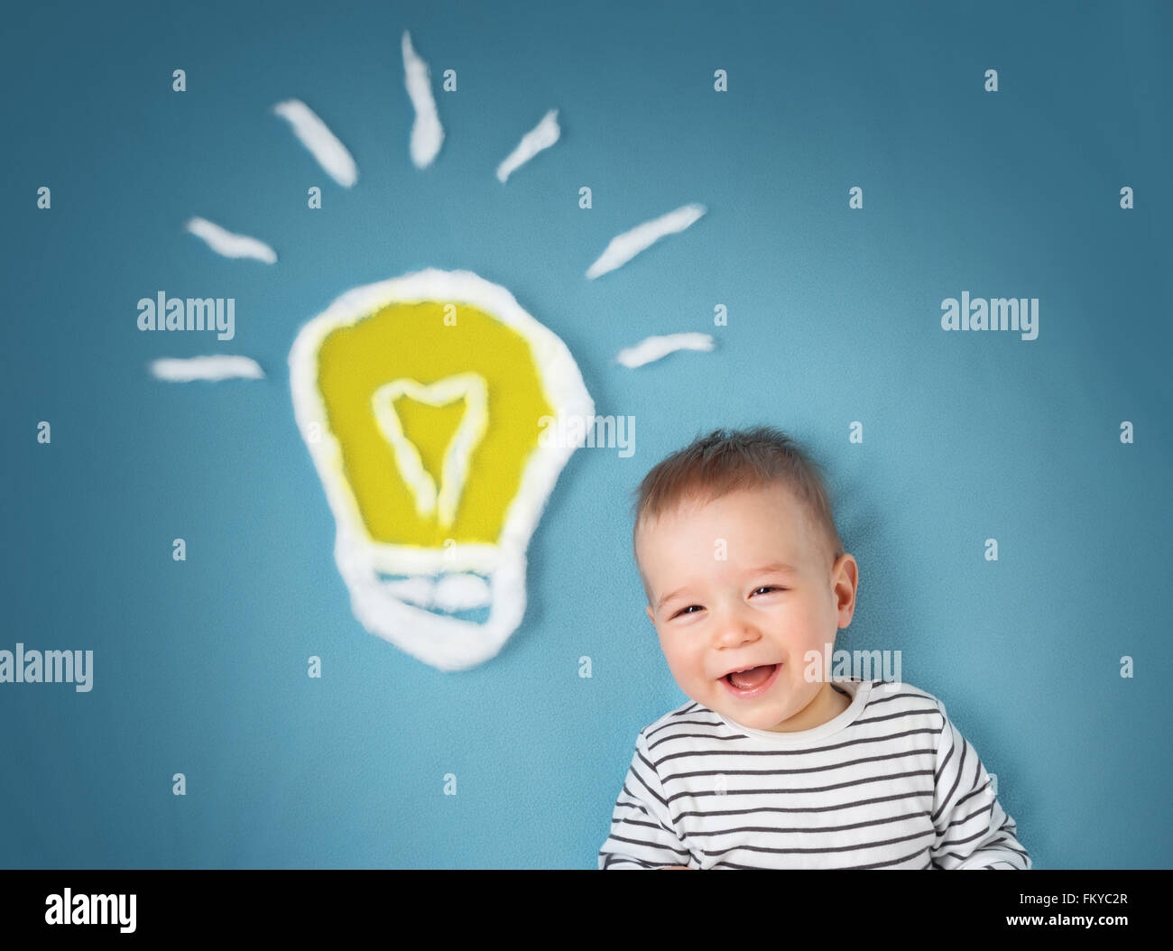 Child near a light lamp hi-res stock photography and images - Alamy