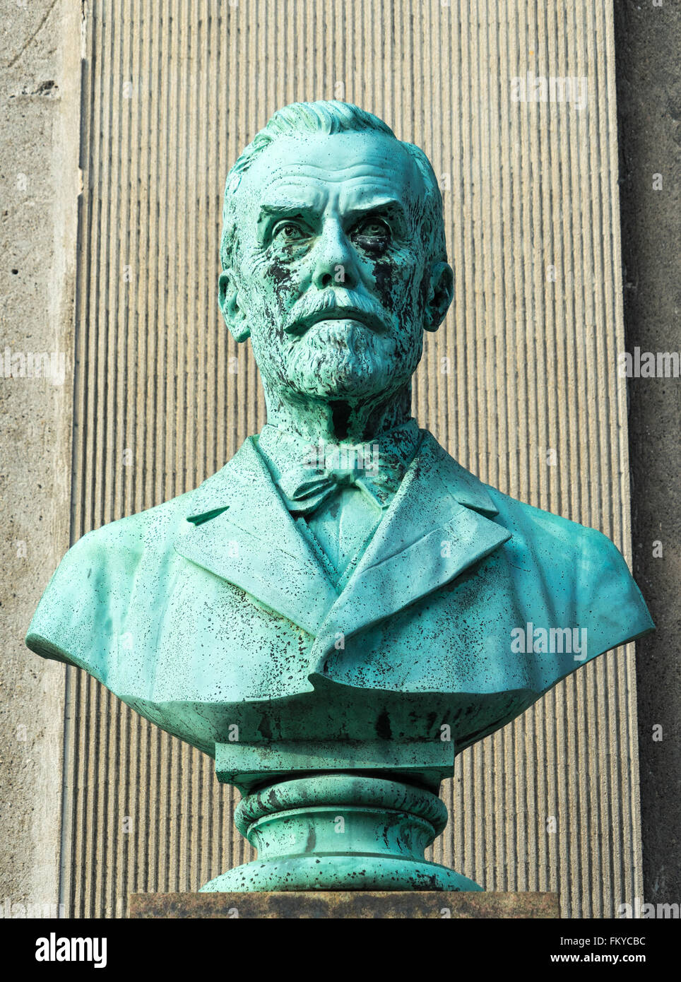 Bronze bust of Vilhelm Thomsen, linguist and professor, in front of ...