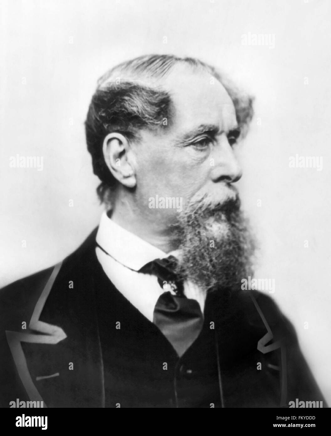 English novelist dickens hi-res stock photography and images - Alamy