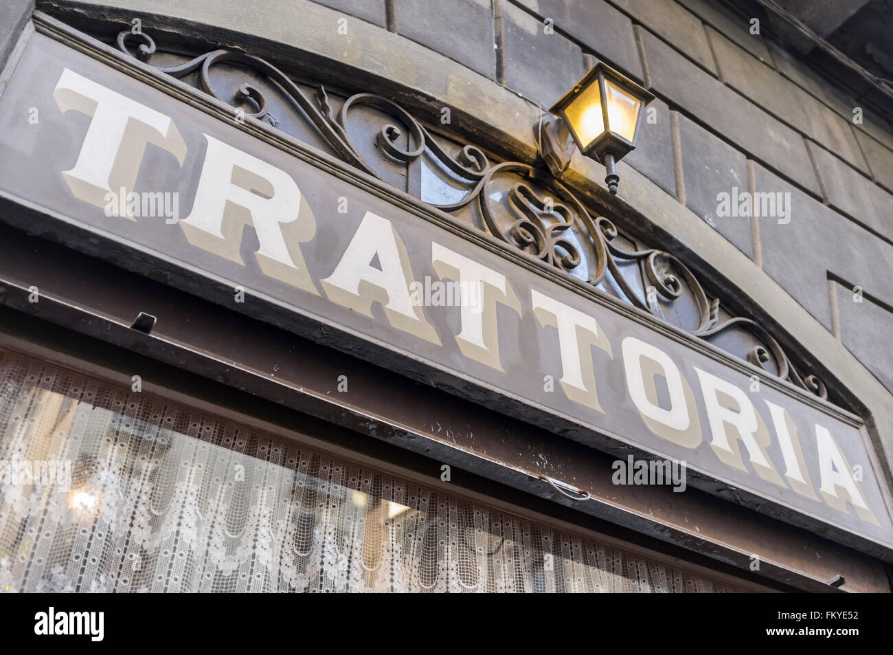 Trattoria sign hi-res stock photography and images - Alamy