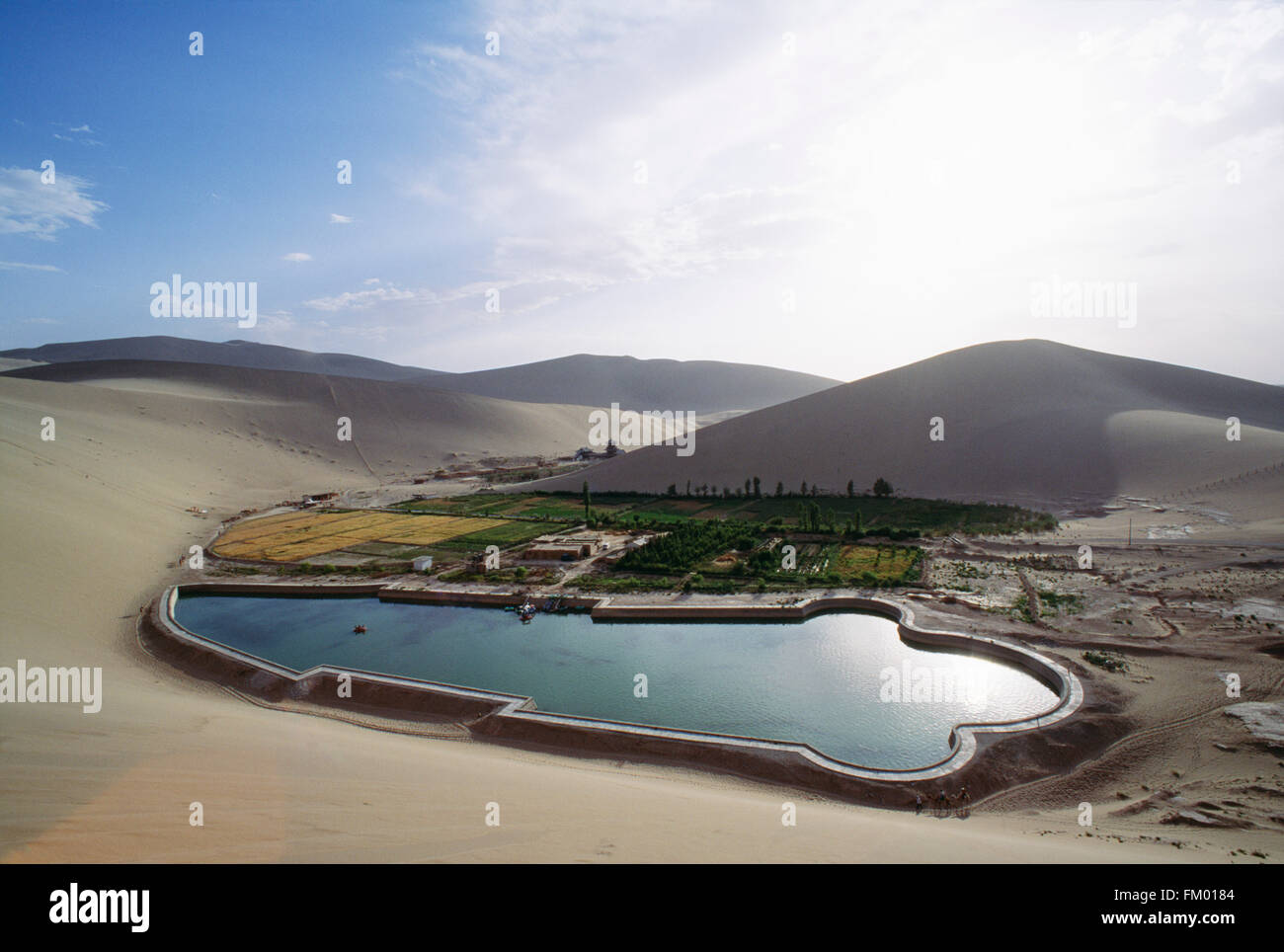 China farm desert dunes hi-res stock photography and images - Alamy