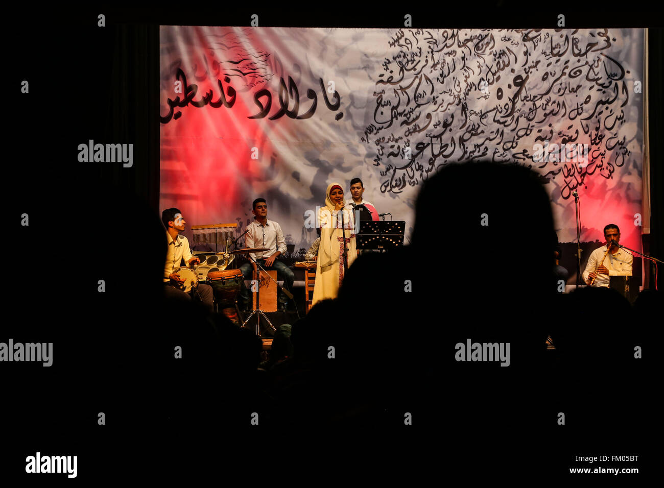 Gaza, Palestine. 10th Mar, 2016. Palestinian members of the Dawaween ...