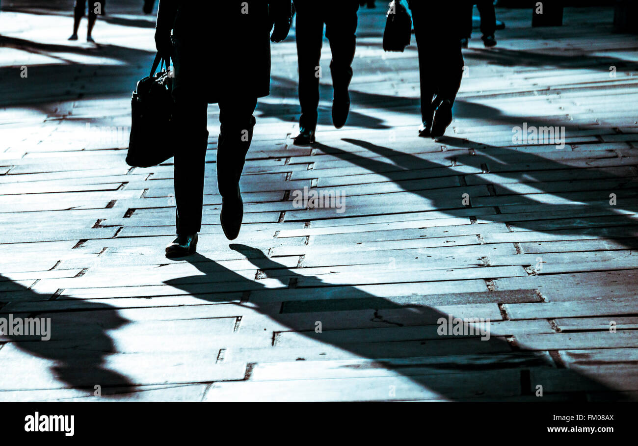 Commuter walking london hi-res stock photography and images - Alamy