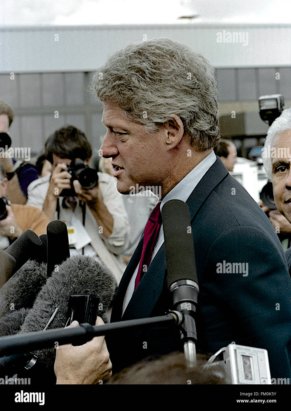 1992 presidential campaign hi-res stock photography and images - Alamy