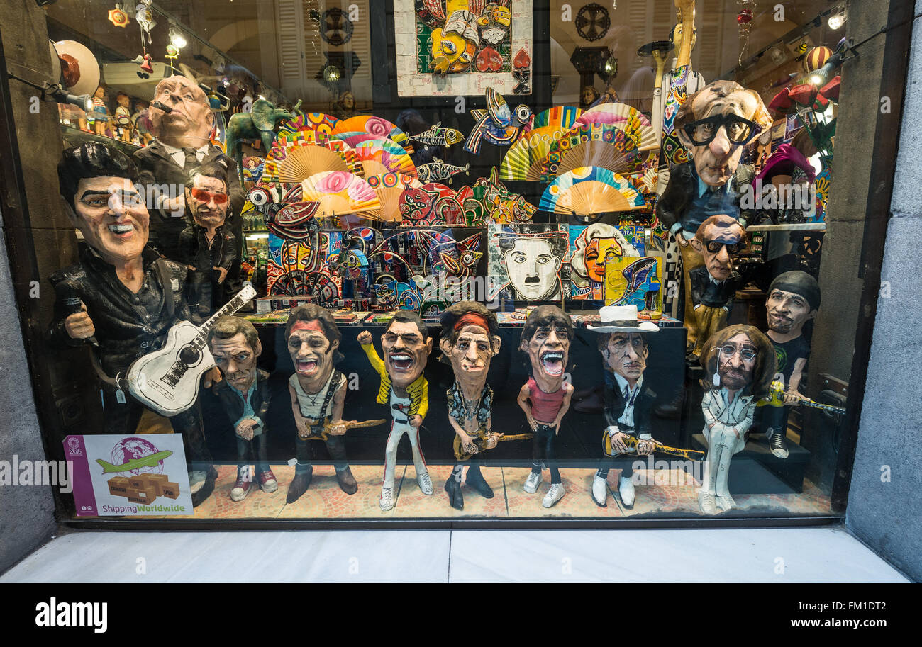 Papier mache figure hi-res stock photography and images - Alamy