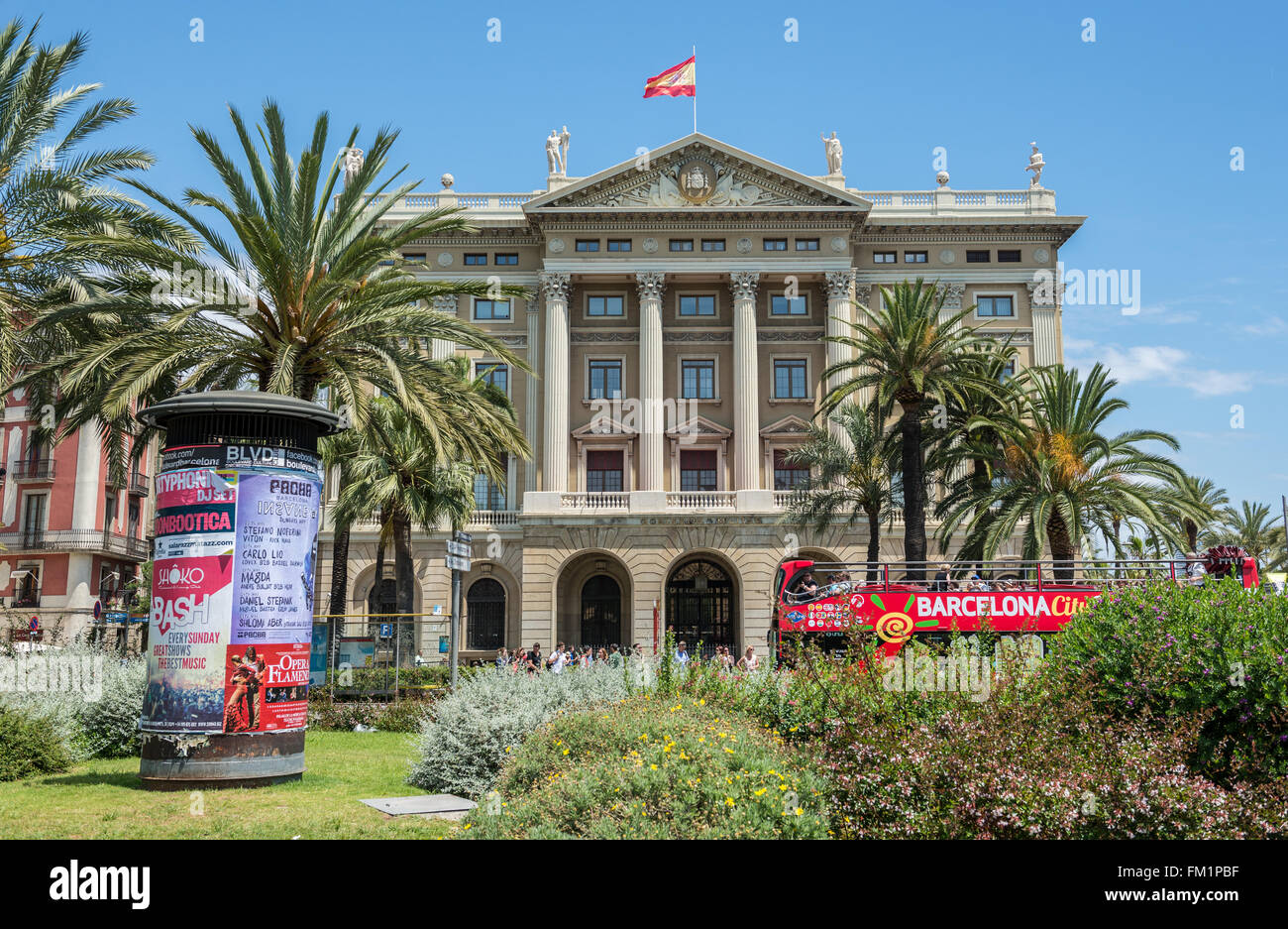 Army headquarters building barcelona hi-res stock photography and ...
