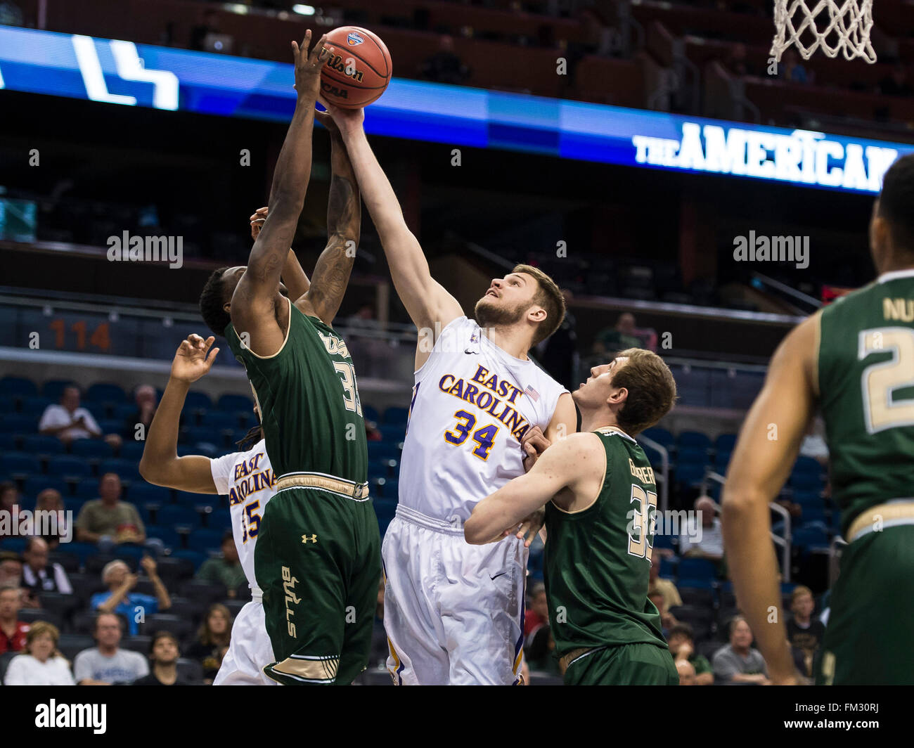 Orlando, FL, USA. 10th Mar, 2016. ECU forward Michael Zangari (34 ...