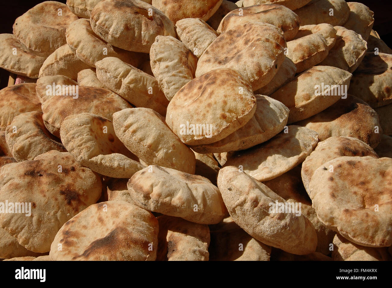 Baladi bread hi-res stock photography and images - Alamy
