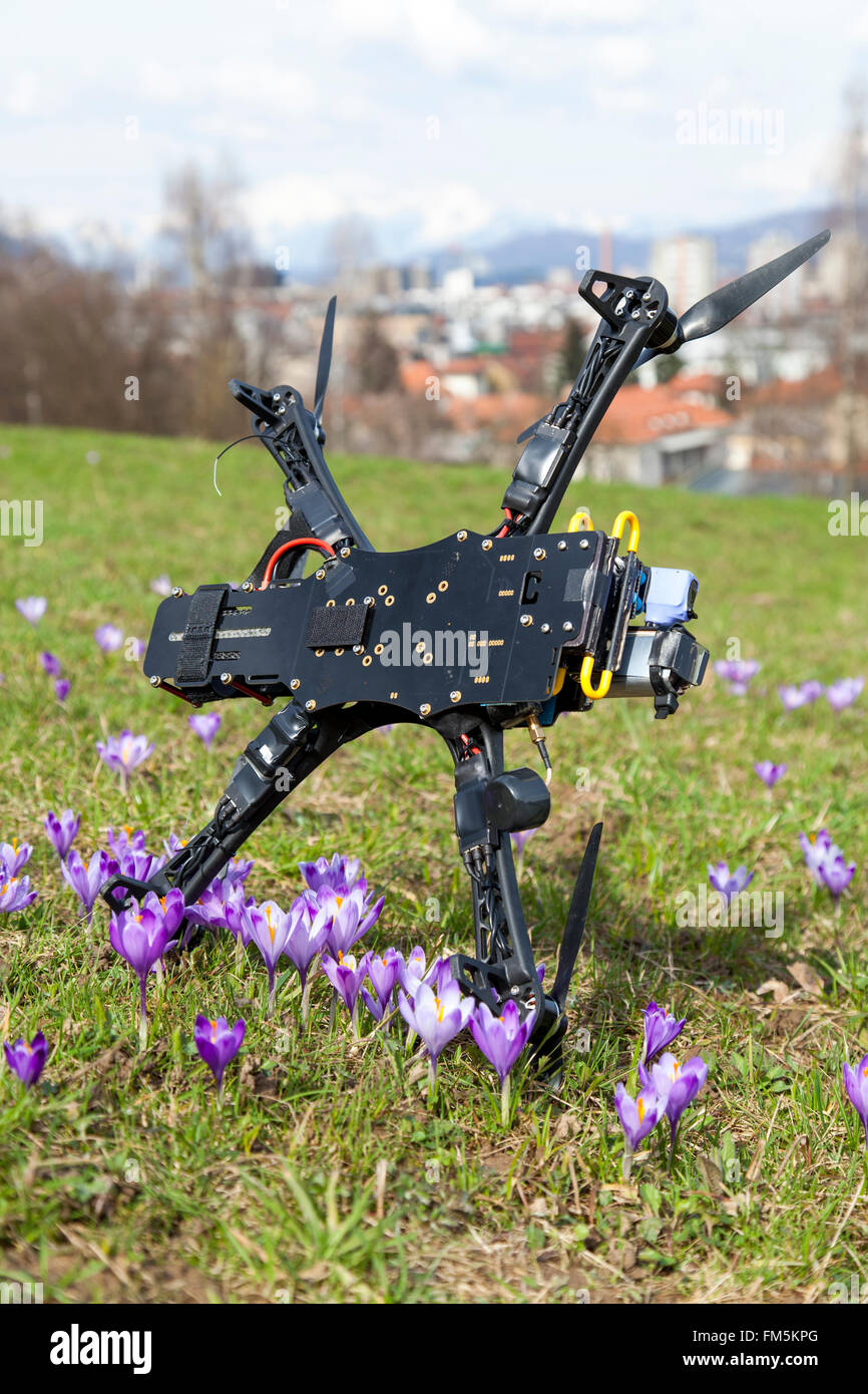 Crashed drone hi-res stock photography and images - Alamy