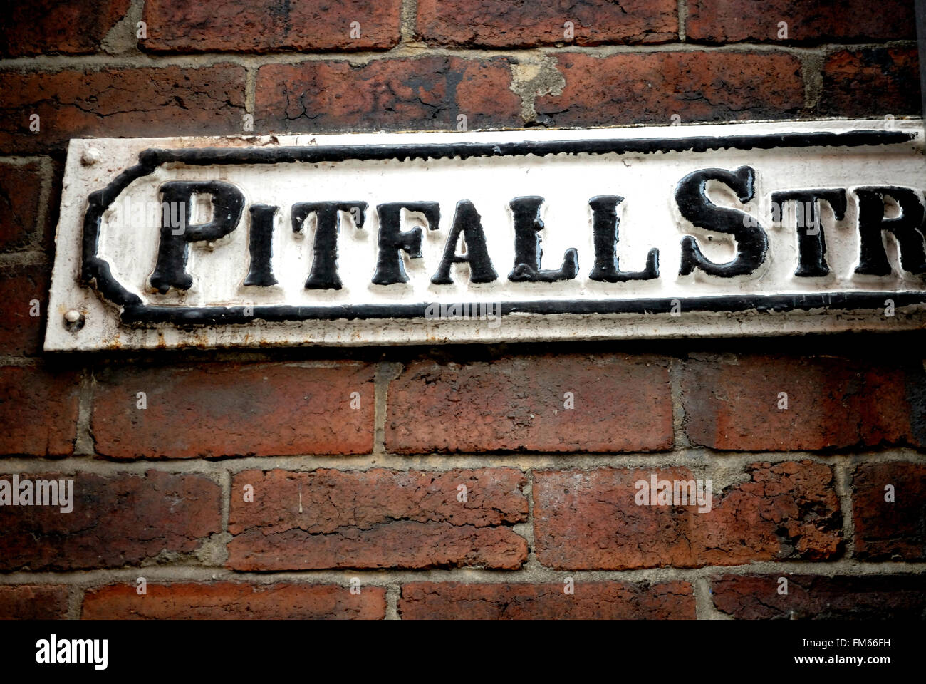 Pitfall street sign hi-res stock photography and images - Alamy