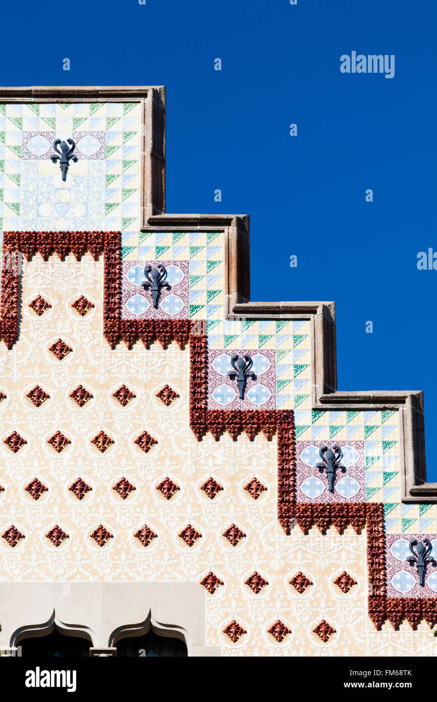 Exterior view of the roof line of the Casa Amatller, designed by Josep ...