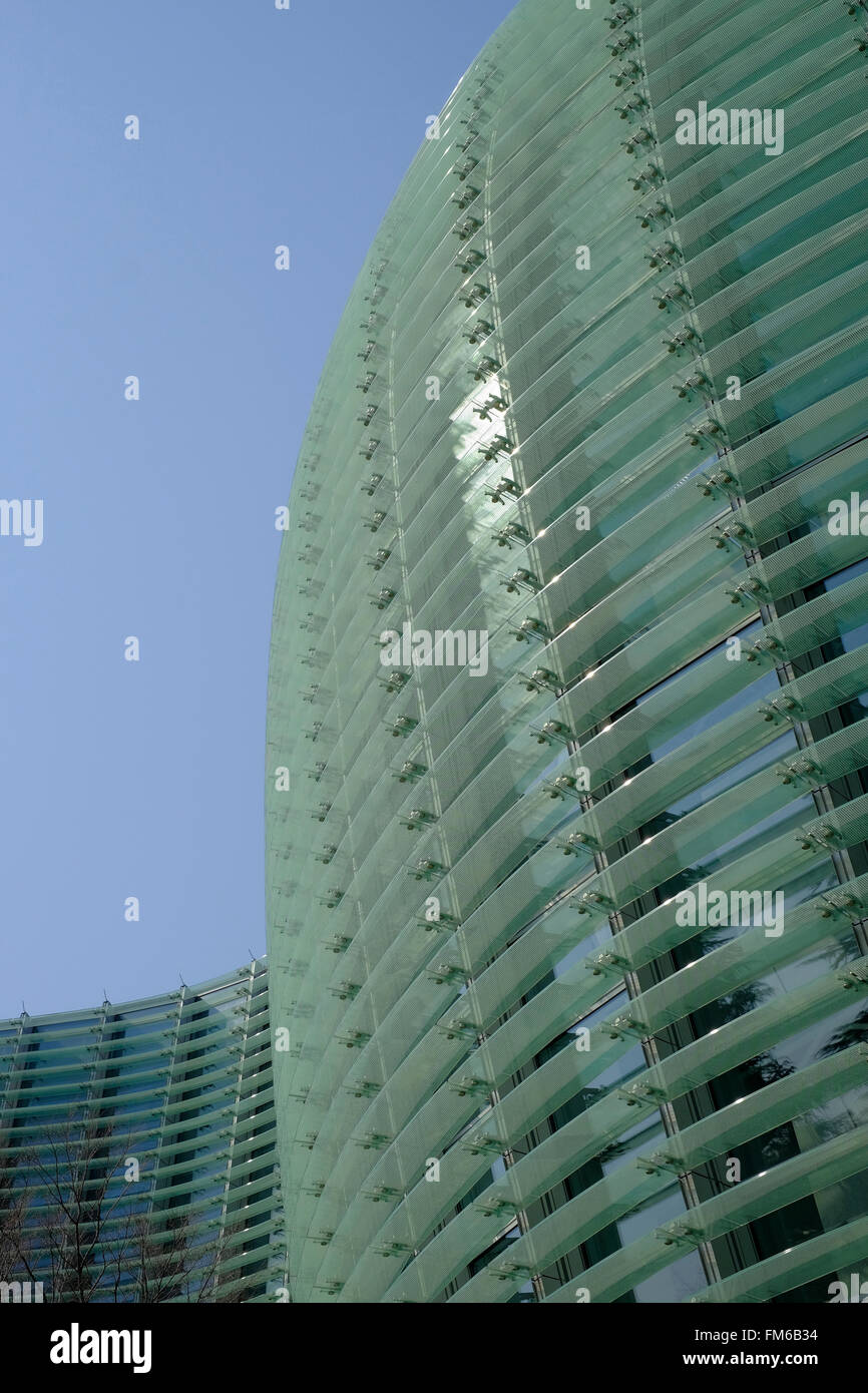 Tokyo modern building hi-res stock photography and images - Alamy