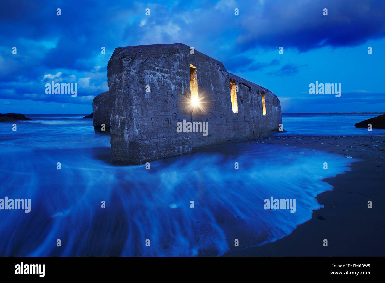 World war two concrete structure hi-res stock photography and images ...