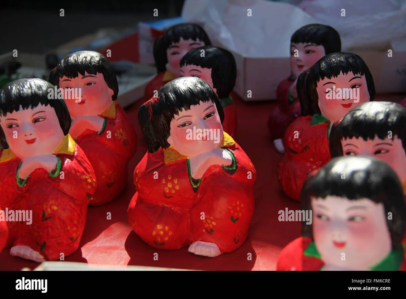 Huimin, Huimin, CHN. 11th Mar, 2016. Clay sculptures: China dolls ...