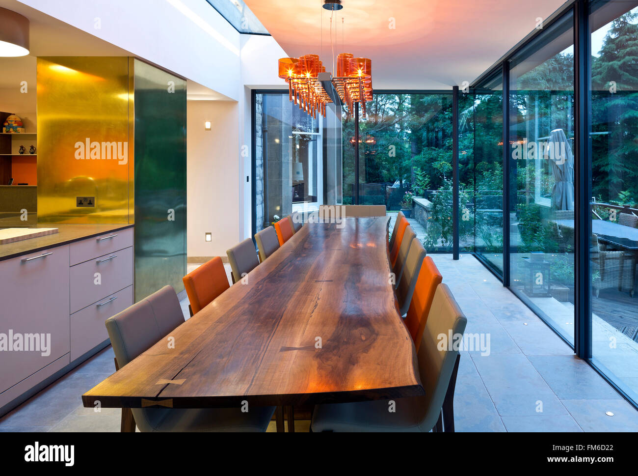 Ultra modern architecture hi-res stock photography and images - Alamy