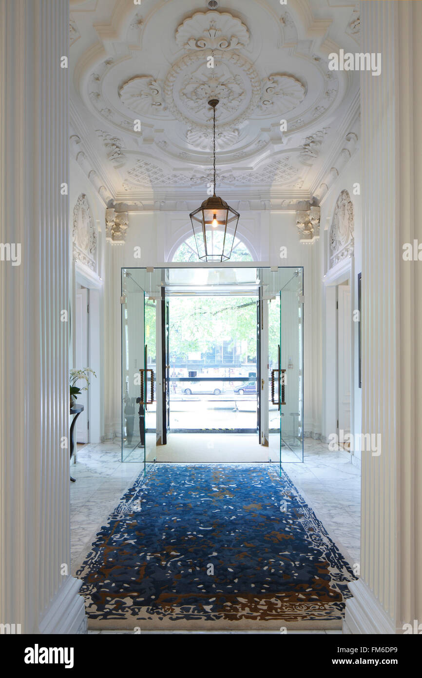 An interior view of the grand entrance hall Stock Photo - Alamy