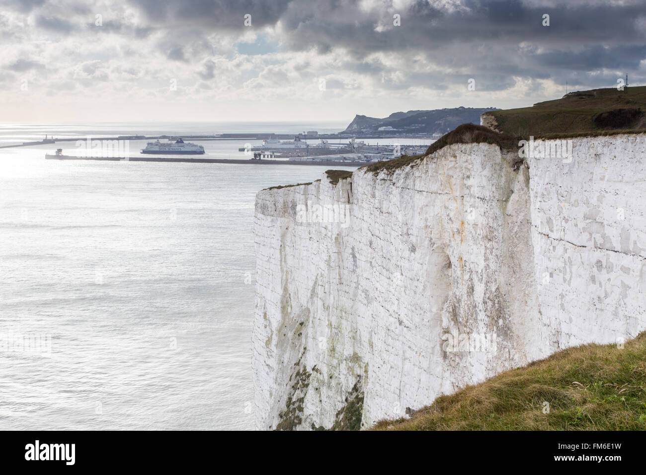 Port of Dover and white cliffs Stock Photo - Alamy