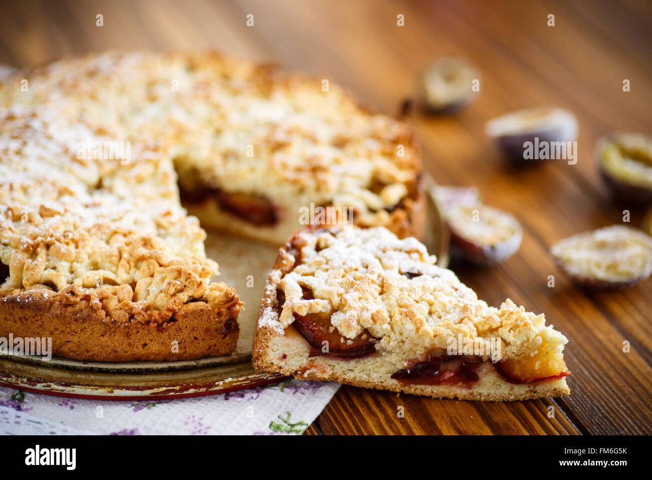 Grated pie hi-res stock photography and images - Alamy