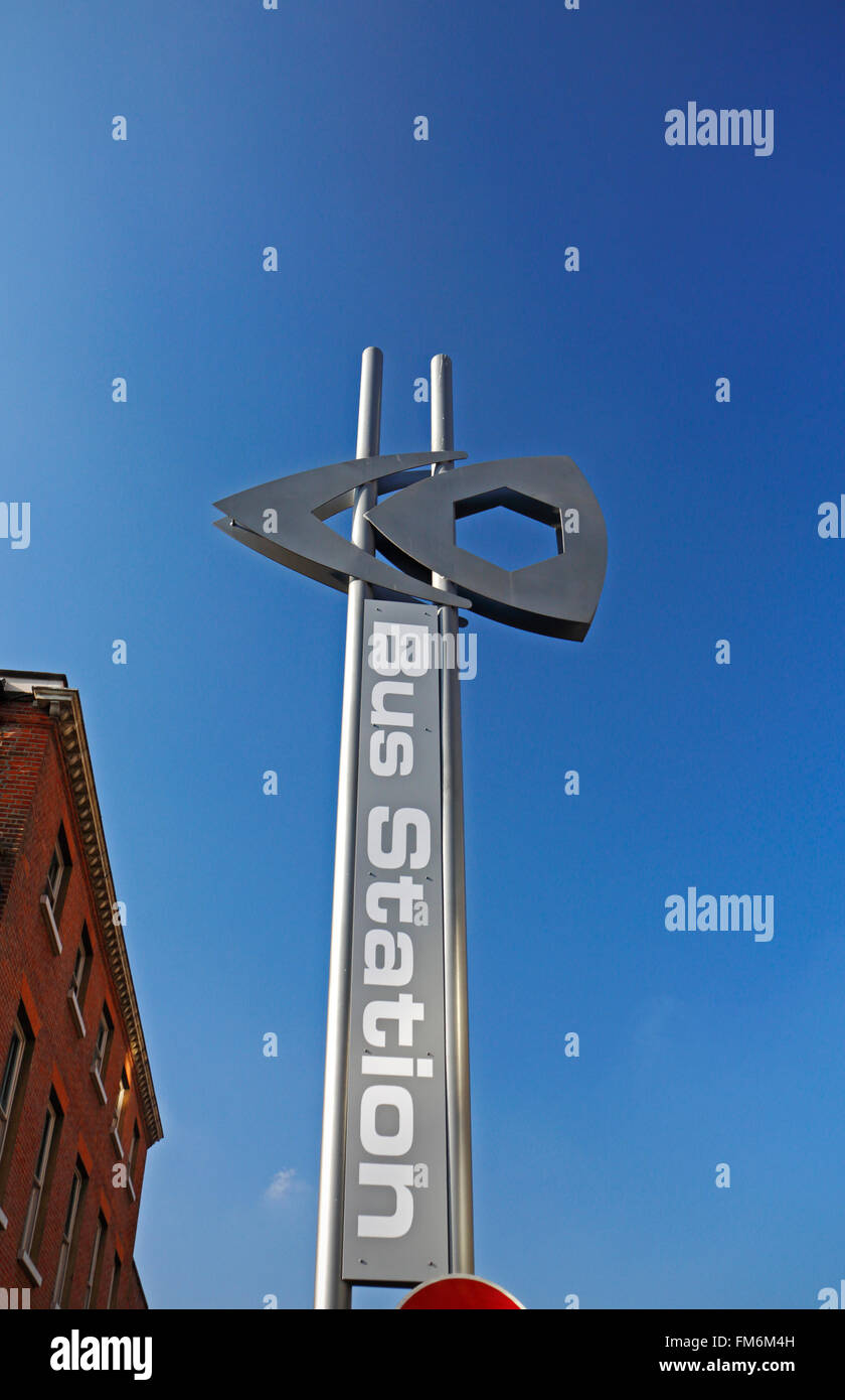 Bus station sign hi-res stock photography and images - Alamy