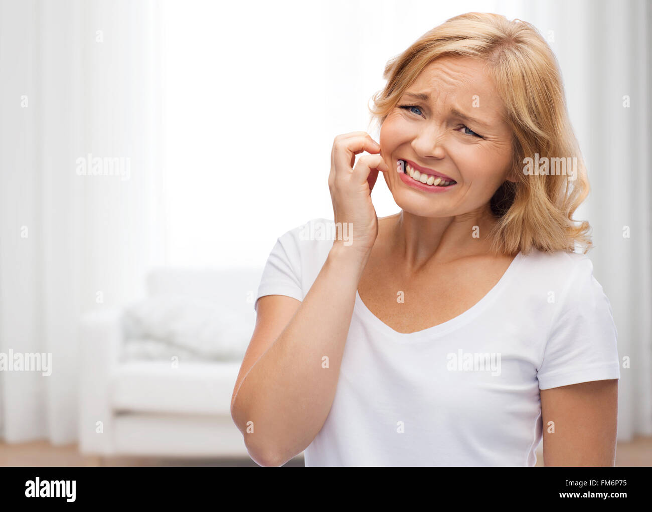 Scratch face hi-res stock photography and images - Alamy