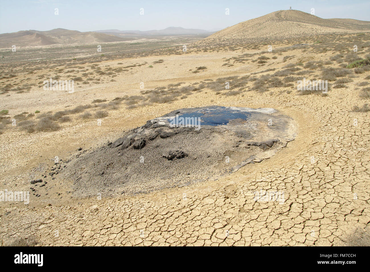 Natural petroleum seep and deposits of bitumen, north of Baku ...