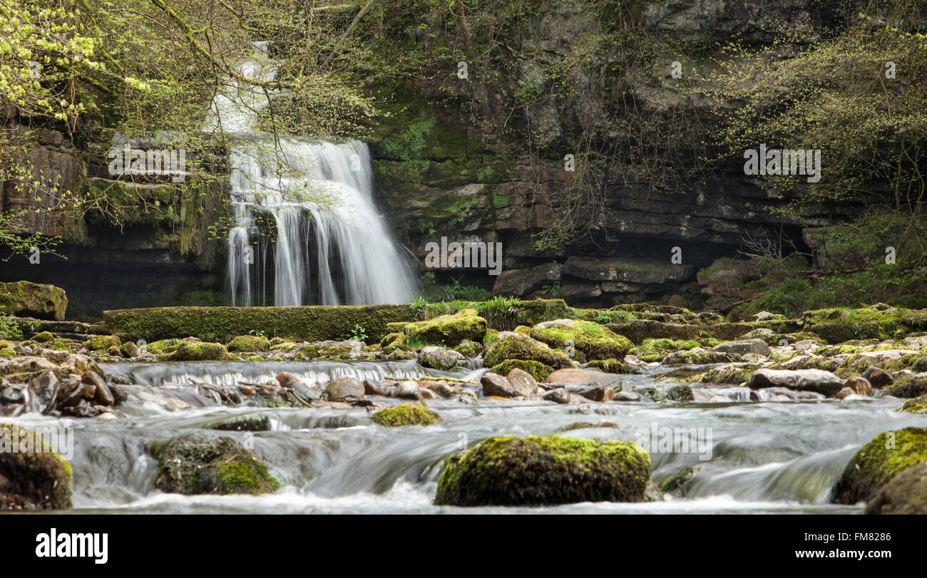 West Burton Falls, Yorkshire Dales, England Stock Photo - Alamy