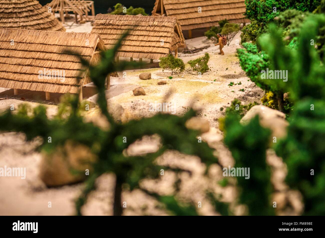 Amerindian village hi-res stock photography and images - Alamy