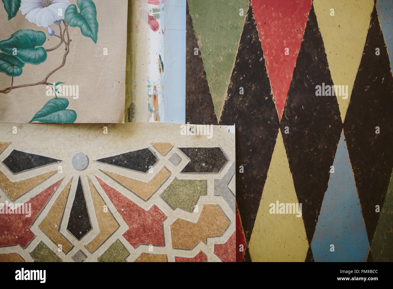 Artist wallpaper hi-res stock photography and images - Alamy