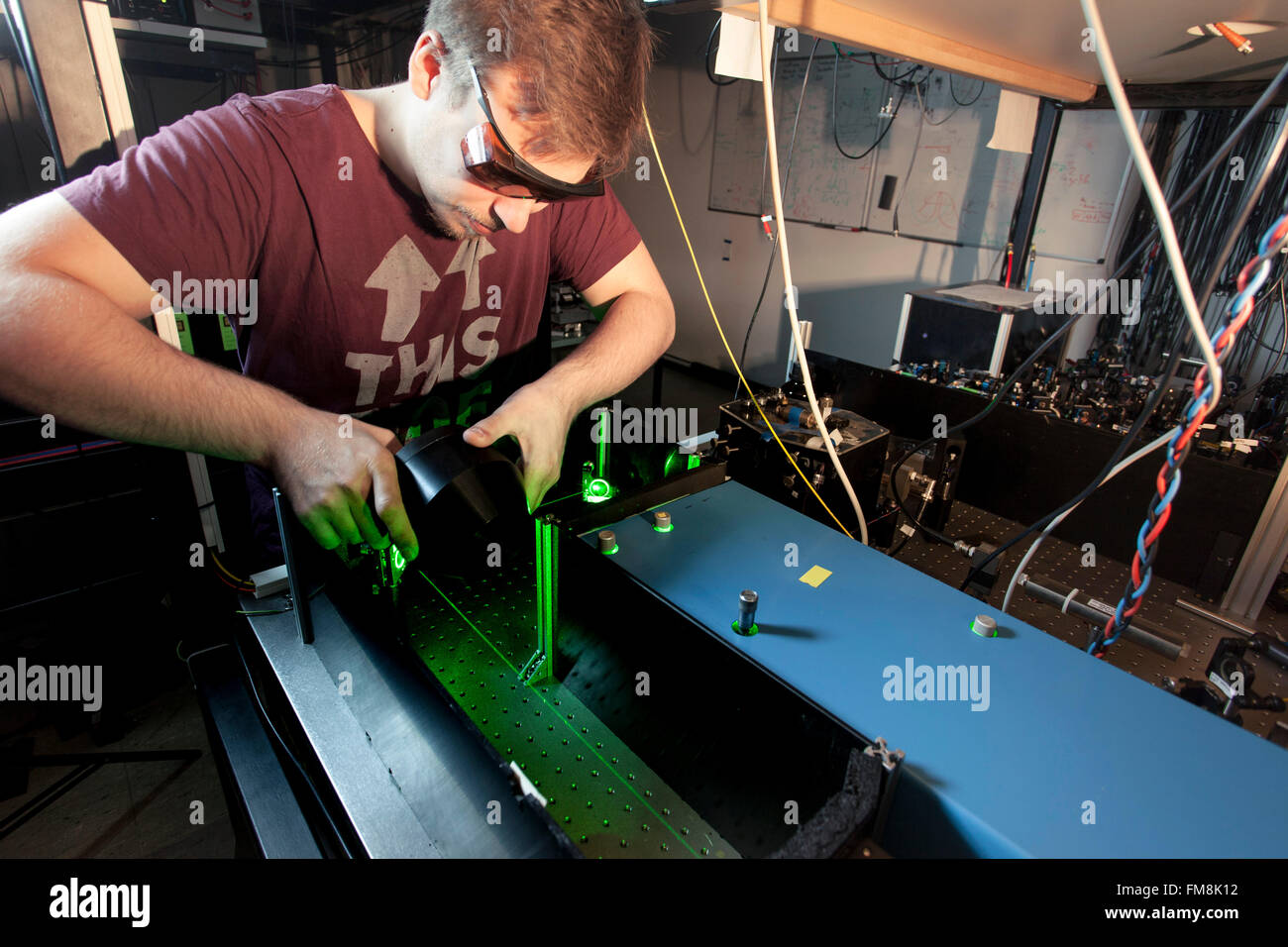 Experimental setup in a laser laboratory at the Institute for ...