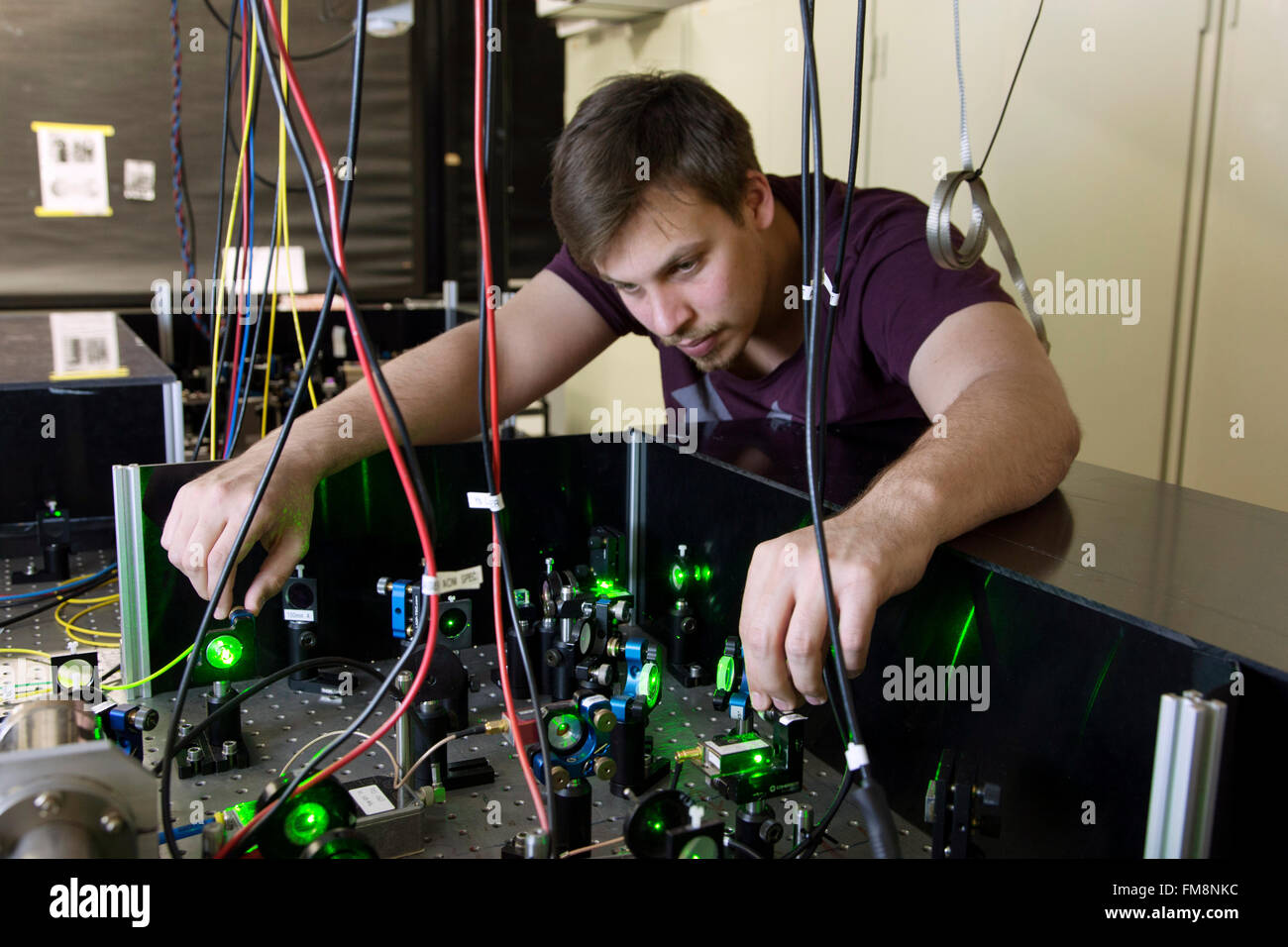 Experimental setup in a laser laboratory at the Institute for ...