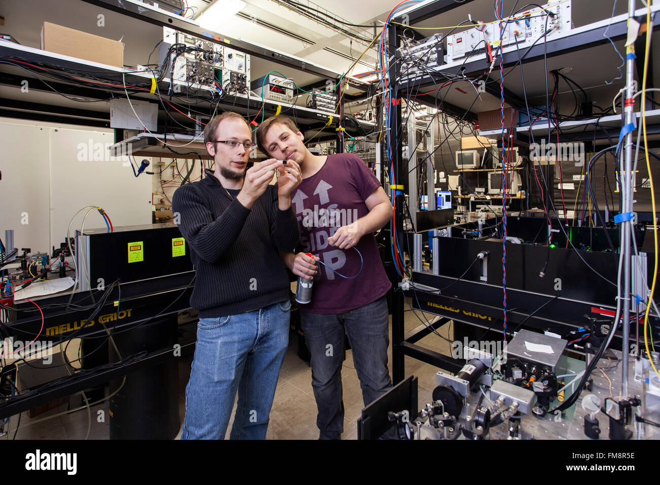 Experimental setup in a laser laboratory at the Institute for ...
