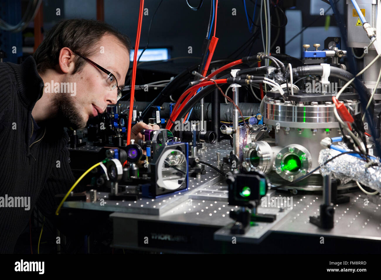 Experimental setup in a laser laboratory at the Institute for ...