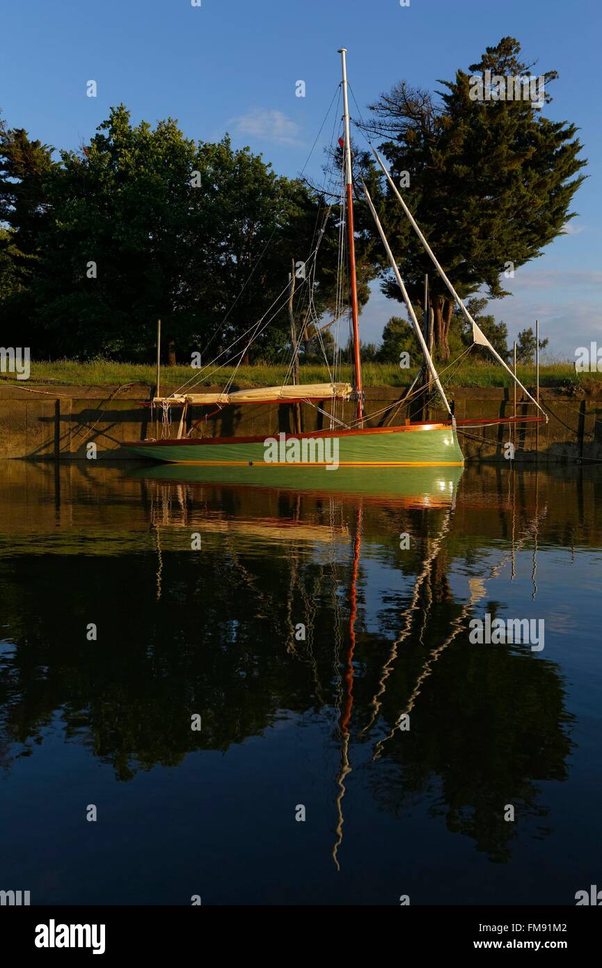 France, Gironde, Bassin d'Arcachon, Lanton, Cassy port Stock Photo - Alamy