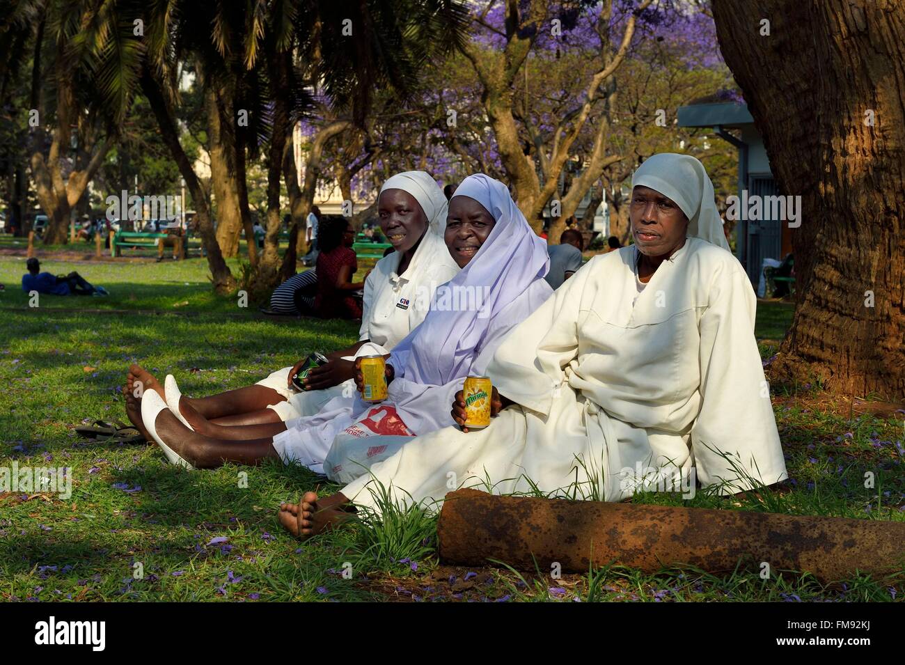 African nun hi-res stock photography and images - Alamy