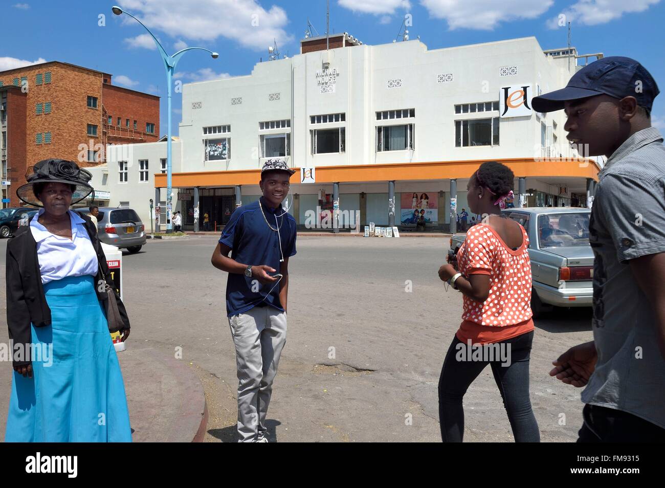 Teenager africa art teenager hi-res stock photography and images - Alamy