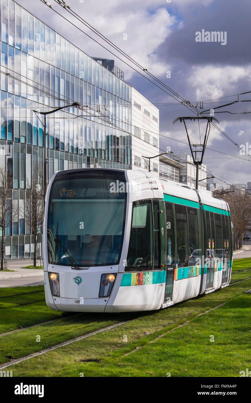 Paris tramway hi-res stock photography and images - Alamy