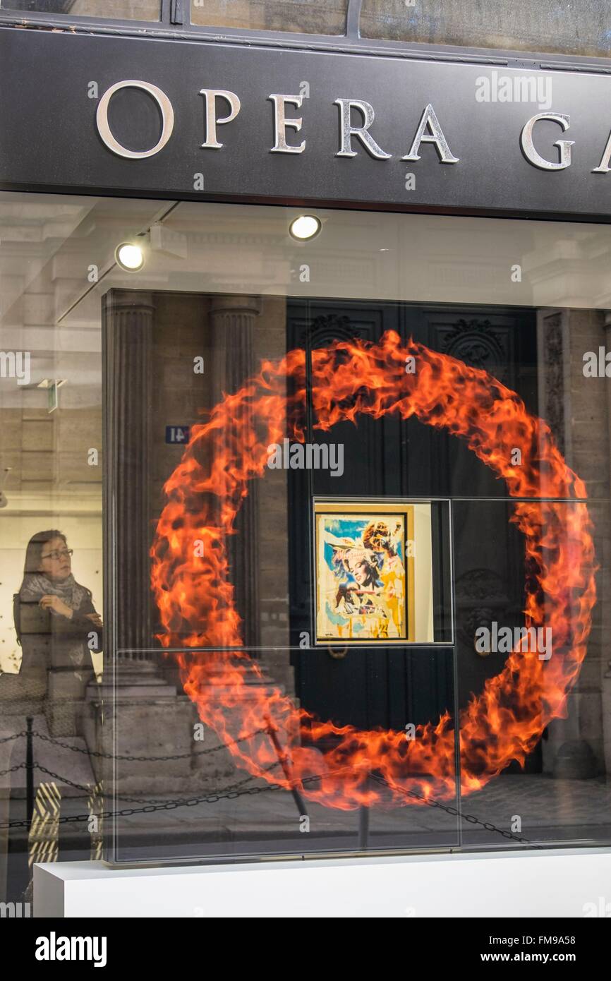 Opera gallery hi-res stock photography and images - Alamy