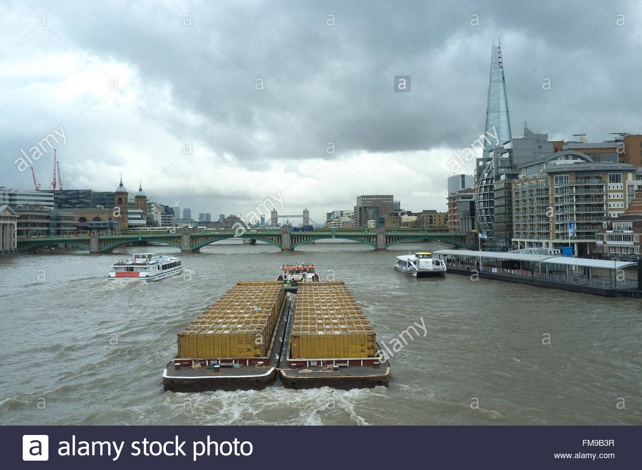 River Thames Barge Waste High Resolution Stock Photography and Images ...