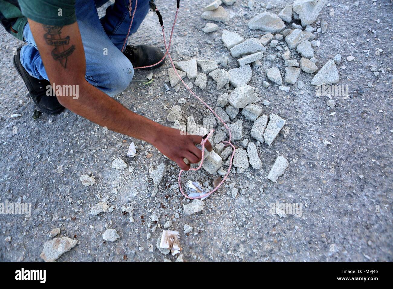 Betunia, West Bank, Palestinian Territory. 11th Mar, 2016. Palestinian ...