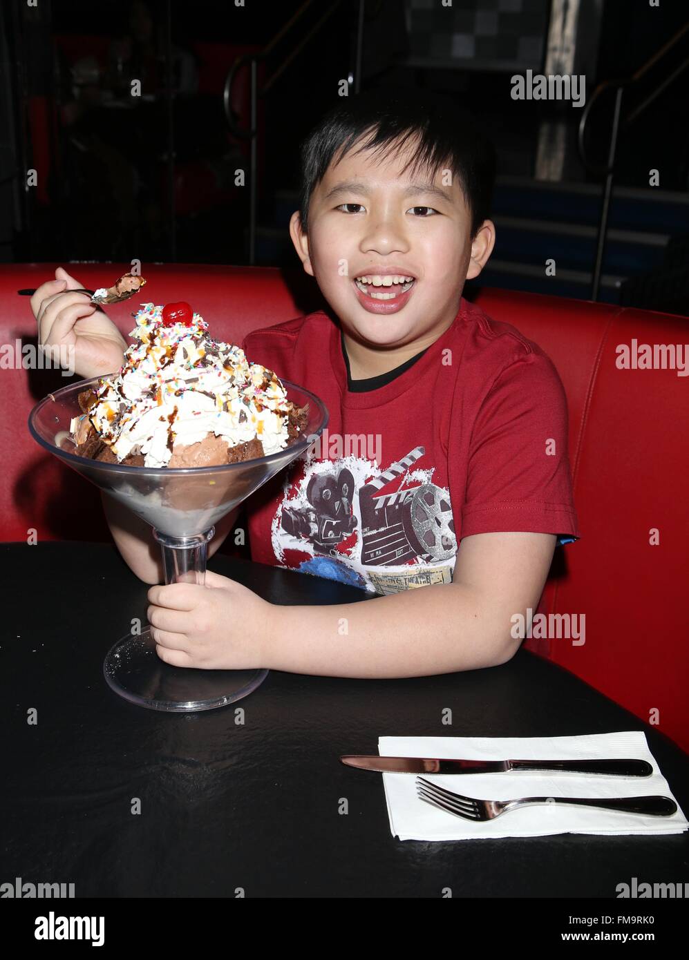 Albert Tsai from the TV show Dr. Ken makes an appearance at Planet ...