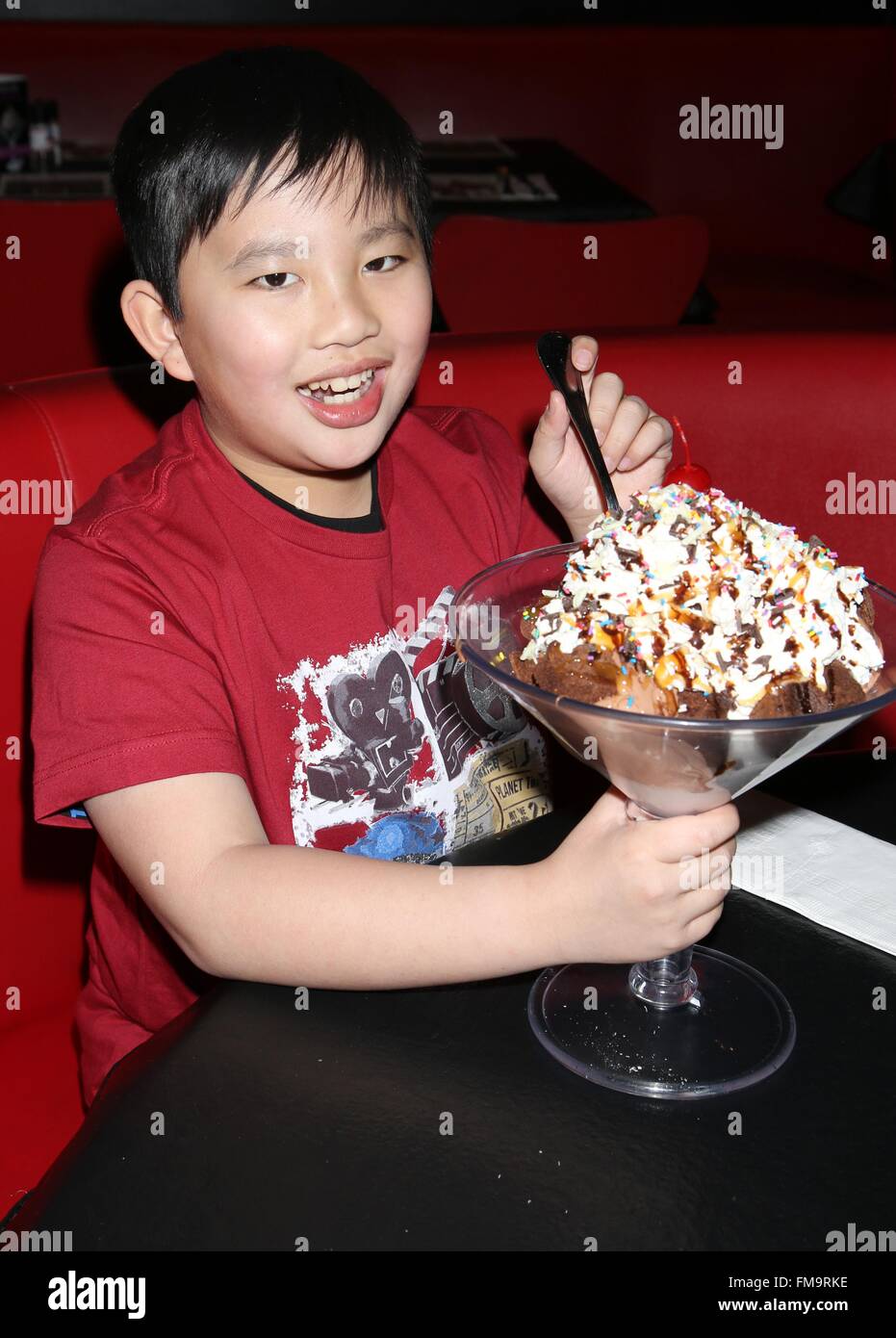 Albert Tsai from the TV show Dr. Ken makes an appearance at Planet ...