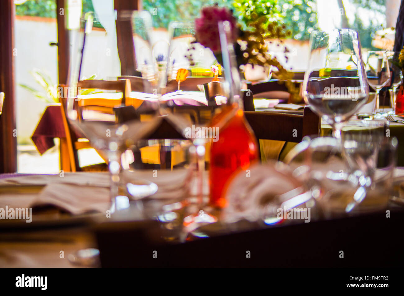 Italian restaurant table Stock Photo - Alamy