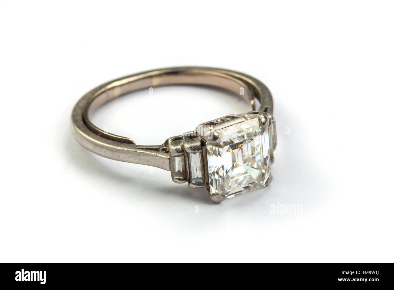 large diamond ring Stock Photo - Alamy