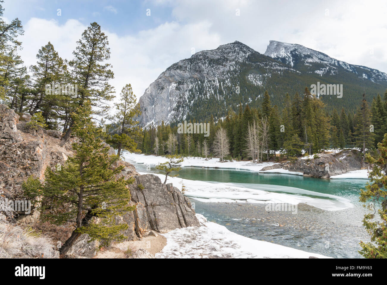 A landscape view of the Bow River at surprise corner at Banff in the ...