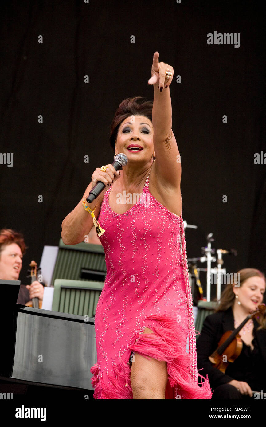 Dame Shirley Bassey Performing On The Pyramid Stage At The Glastonbury Festival 2007 Somerset