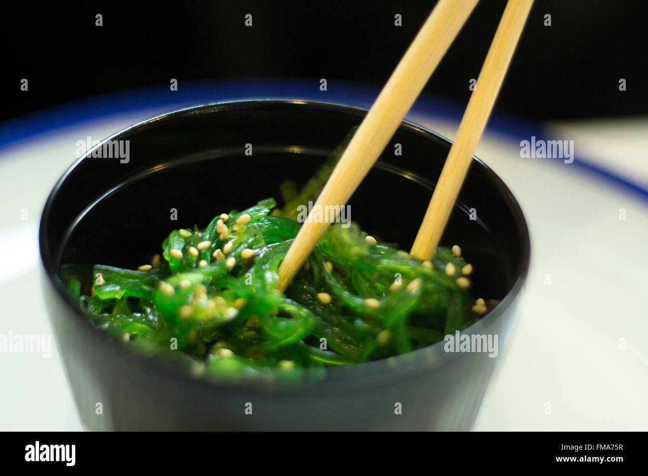 Japanese restaurant sushi oriental seaweed sushi como wakame food dish ...