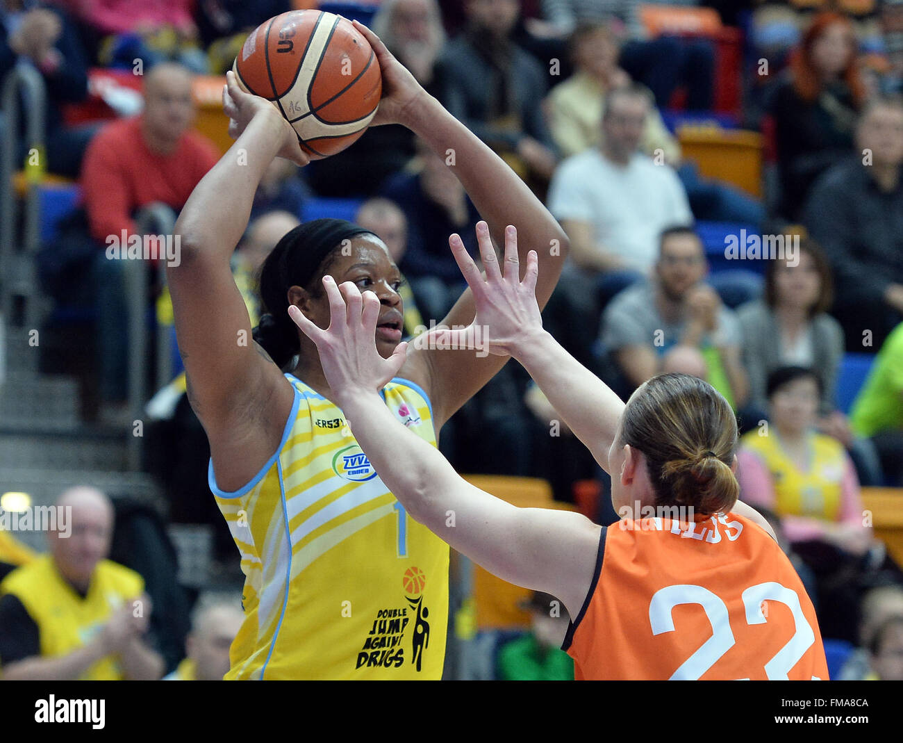 Prague, Czech Republic. 11th Mar, 2016. From left: Kia Vaughn of USK ...