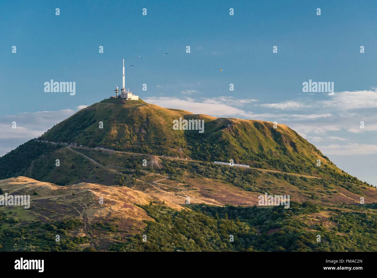 France train chaîne des puys hi-res stock photography and images - Alamy