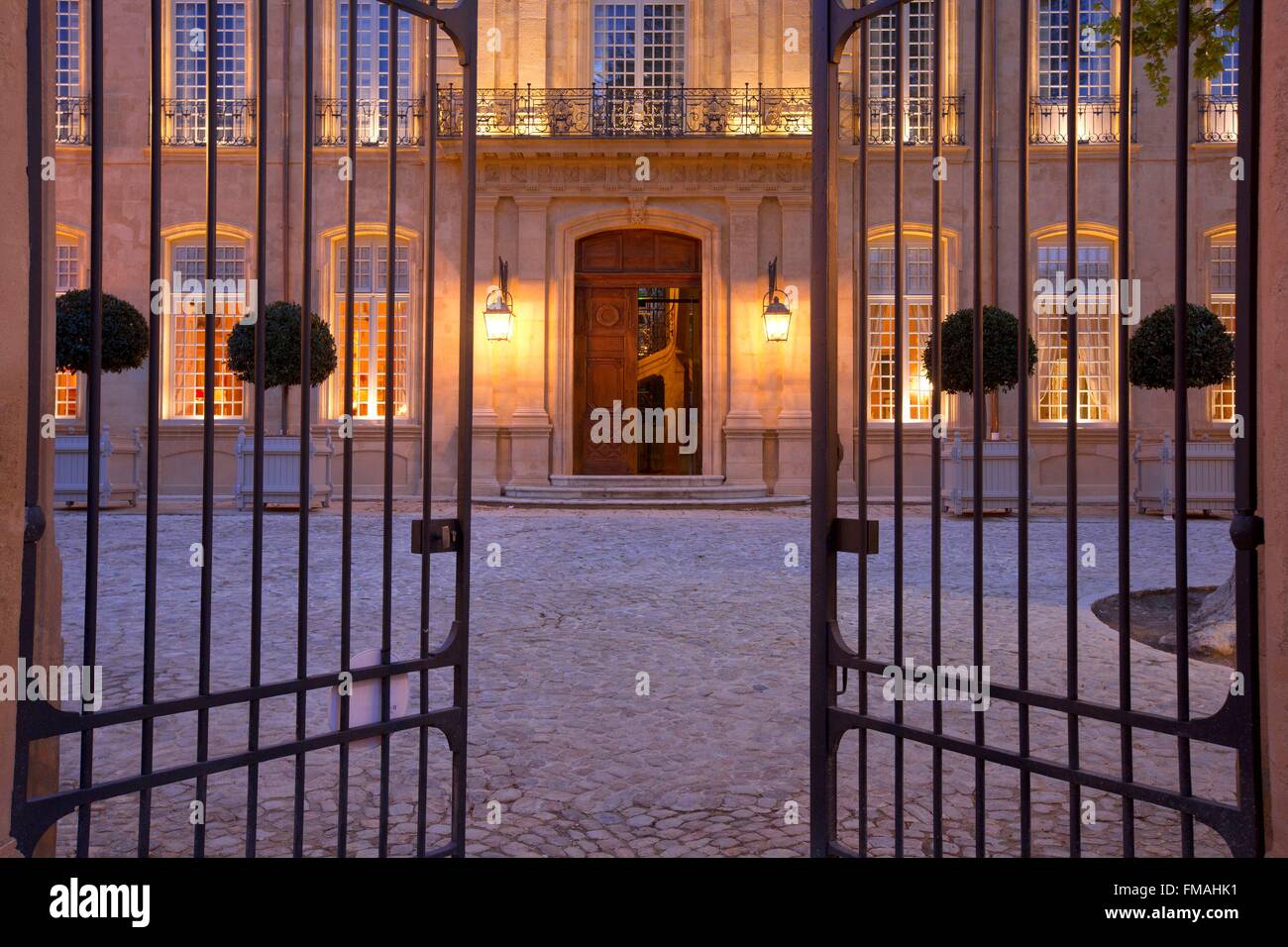 Aix gate hi-res stock photography and images - Alamy