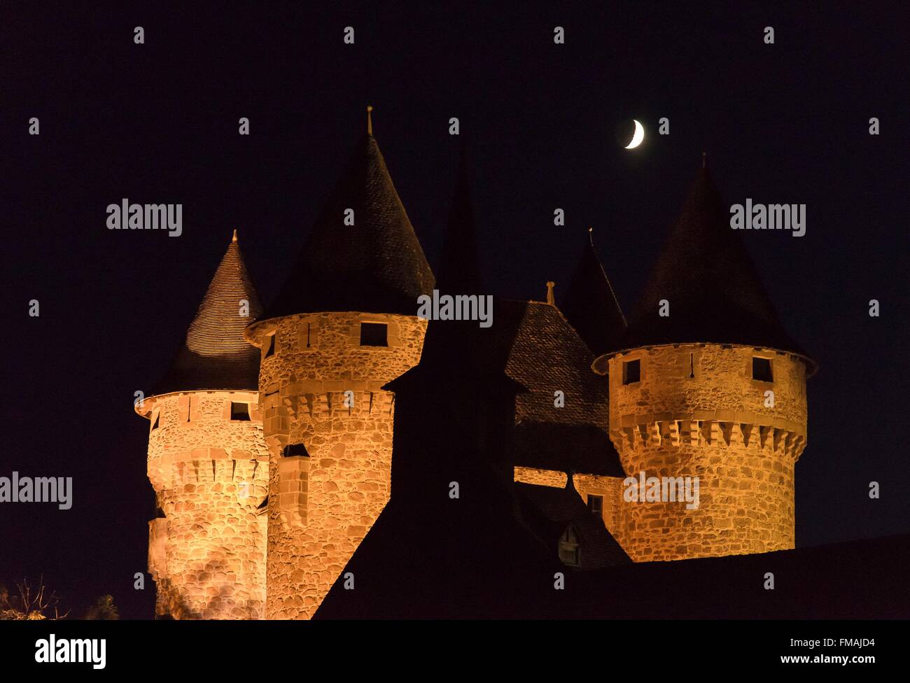 France chateau de val lake hi-res stock photography and images - Alamy